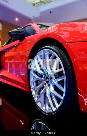 The new Audi R8 of Tony Stark/ Iron Man) seems at the Marvel Avengers ...