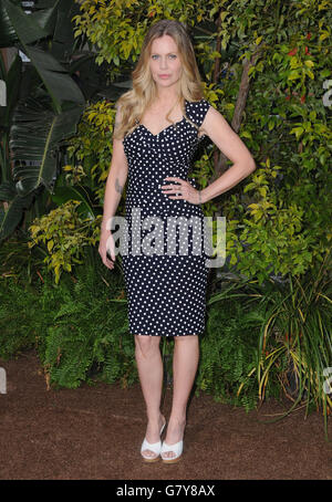 Kristen Bauer van Straten. Arrivals for the Los Angeles World Premiere ...