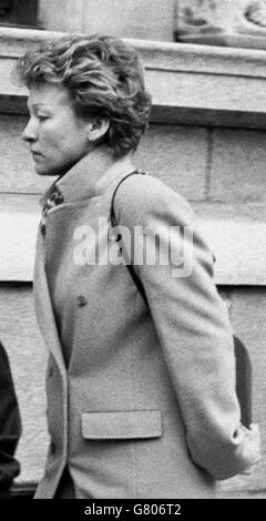 Crime - John Fordham Murder Trial - Old Bailey, London. Mrs Brenda Noye ...