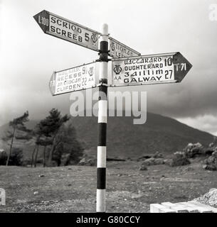Road sign used in Ireland - Lane Drop Gantry Sign to Sallins, Naas ...