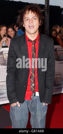 TMF Awards 2005 - Ahoy Stadium. British pop girlband Girls Aloud ...