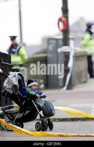 Body Discovered in Canal - Ballybough Bridge, Royal Canal Stock Photo ...