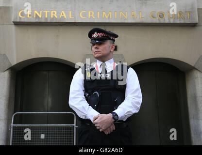 Azelle Rodney court case Stock Photo - Alamy