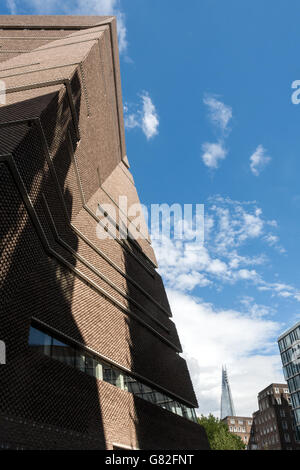 Tate Modern Switch House is an extension of the Tate Modern Museum ...