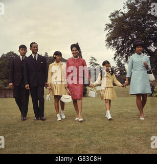 Royalty - King Bhumibol of Thailand and Family - Sunninghill, Berkshire ...