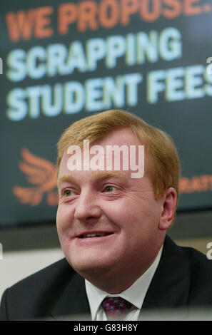 General Election Campaign 2005 - Westminster Stock Photo - Alamy