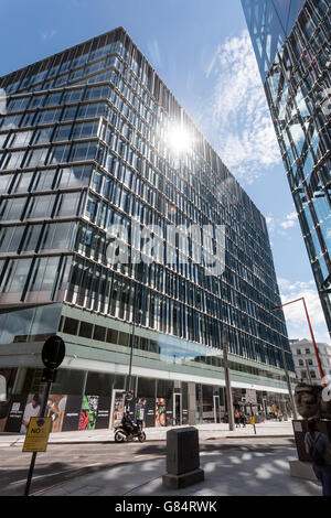 Blue Fin Building, Sumner Street, Southwark, London, UK Stock Photo - Alamy
