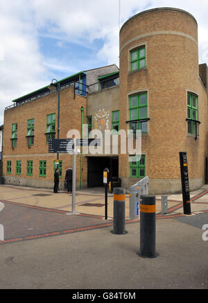Luton Crown Court stock. General view of Luton Crown Court Stock Photo ...