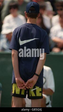 Tennis - Nottingham Open Tennis. Nike Ball Girl Stock Photo - Alamy