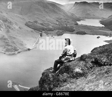 View of Crummock Water with Melbreak Mountain Fell from High Rannerdale ...
