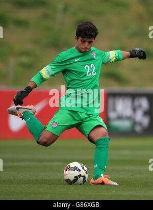 Soccer - International Friendly - England U16 v United States U16 - St ...