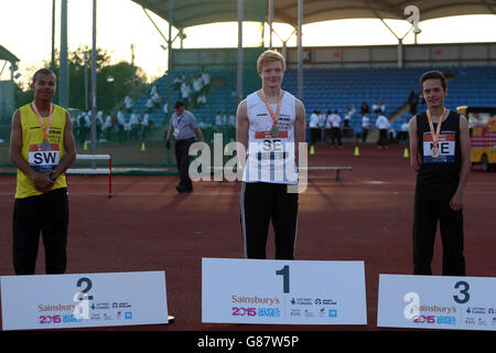 (l-r) England South West's Jordan Okonta, England South East's Zak ...