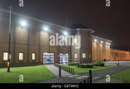 HMP Belmarsh Prison Stock Photo: 108353192 - Alamy
