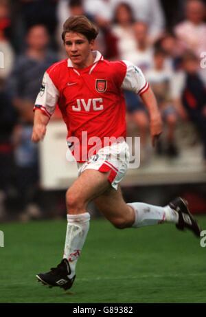 Soccer - St Albans City v Arsenal. Arsene Wenger, Arsenal manager Stock ...