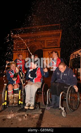 Help for Heroes Arch to Arc women's team members (second row, from left ...