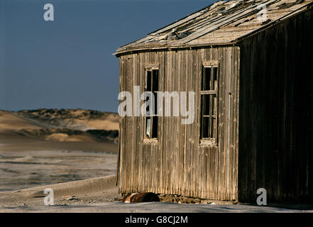 Ghost house, Elizabeth Bay, Namibia Stock Photo - Alamy