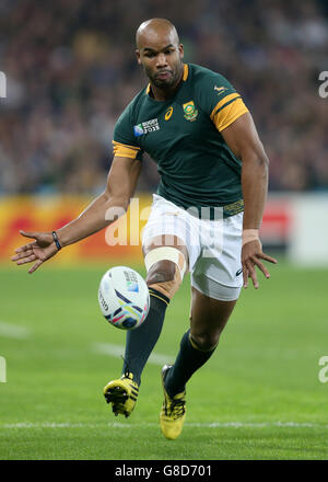 South Africa's JP Pietersen during the IRB Rugby World Cup 2007, Pool A ...