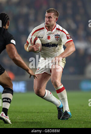 Mike Cooper of England during the Rugby League World Cup 2021 match ...