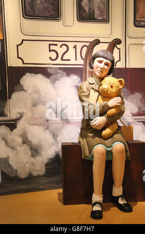 Depiction of the evacuation of children in the second World War at Congleton Museum Stock Photo ...