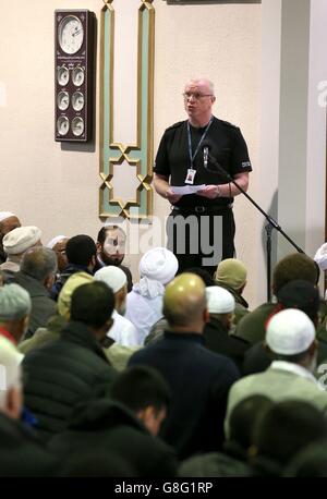 Central Scotland Police Chief Superintendent Catriona Paton speaking to ...