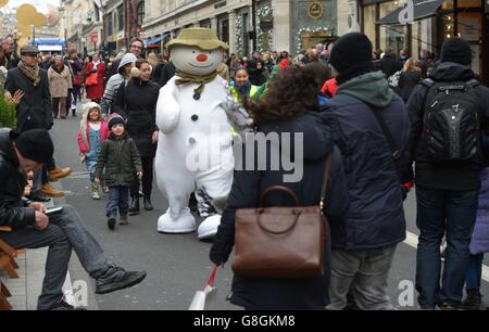 The Snowman character takes part in Hamley's Christmas Toy Parade on ...