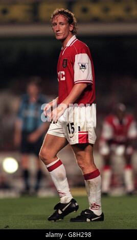 Soccer - Arsenal v Coventry City. Ray Parlour, Arsenal Stock Photo - Alamy