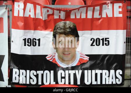 Bristol City fans before the Sky Bet Championship match at The Den ...