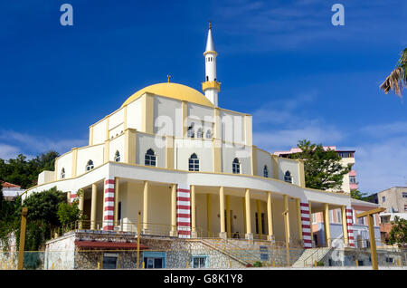 Fatih Mosque or Grand Mosque of Durrës or New Mosque landmark cultural ...