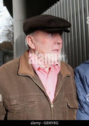Alleged former IRA chief Thomas "Slab" Murphy (right) leaves the ...