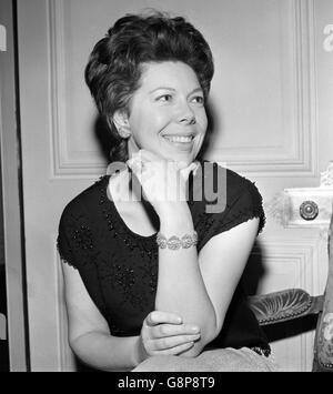 Opera singer, Janet Baker, prepares for the charity appearance Stock ...