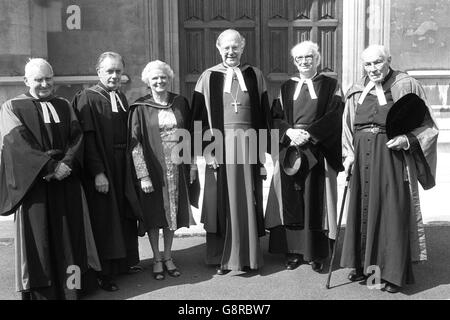 The Archbishop of Canterbury, Dr Robert Runcie and his wife Rosalind ...