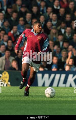ANDREW IMPEY WEST HAM UNITED FC 31 October 1998 Stock Photo - Alamy