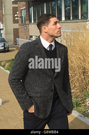 BEST QUALITY AVAILABLE Champion boxer Jamie Cox arriving at Croydon ...