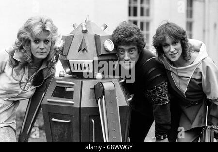 Sally Knyvette, Jan Chappell and Gareth Thomas - Blake's 7 Photocall ...