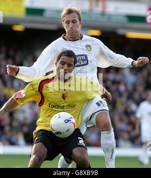 Leeds United's Rob Hulse (R) battles with Preston's Claude Davis during ...