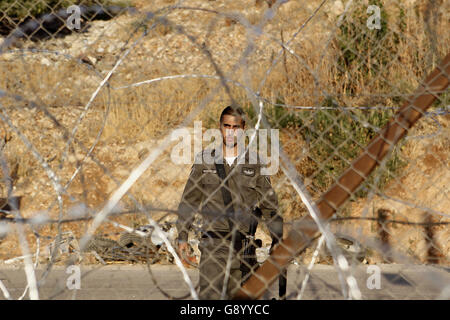 Border crossing between Jerusalem and Bethlehem, West Bank, Jerusalem ...