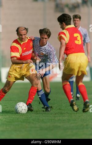 RUSSELL BEARDSMORE, MANCHESTER UNITED Stock Photo: 109249554 - Alamy
