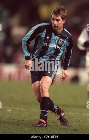 Soccer - Friendly - Coventry City v Bayern Munich. Oliver Kahn, Bayern ...