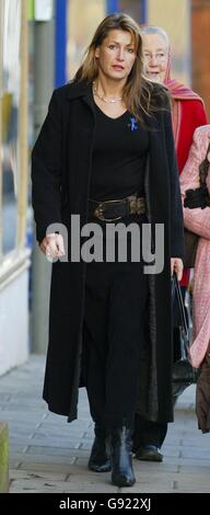 Mary Wragg arrives for the afternoon at Lewes Crown Court in Sussex ...