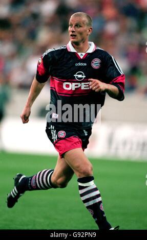 CARSTEN JANCKER BAYERN MUNICH FC 02 February 2000 Stock Photo - Alamy
