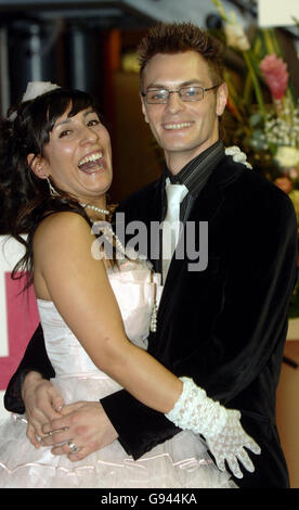 Guitarist Gary Means & fashion designer Shara Hayes are married by ...