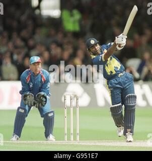Romesh Kaluwitharana. Sri Lanka's Romesh Kaluwitharana Stock Photo - Alamy
