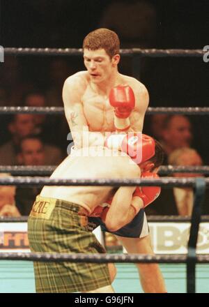 Boxing - British Welterweight Championship- Derek Roache v Charlie Kane ...