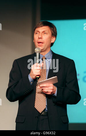 David Moorcroft, Chief Executive of UK Athletics, at Buckingham Palace ...