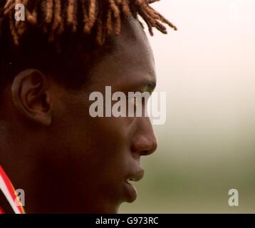 Henry Olonga - Zimbabwe cricket practice. Former Zimbabwe test star ...