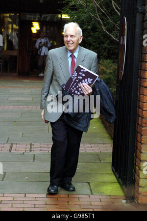Freed British hostage Norman Kember arrives at Harrow Baptist Church ...