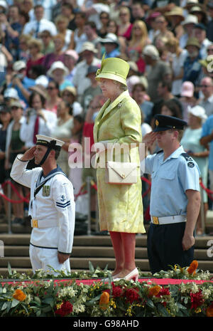 Queen Elizabeth II stands on the balcony during the Platinum Jubilee ...
