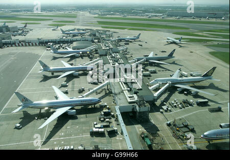 The view from inside the new Heathrow Control Tower at Heathrow Airport ...