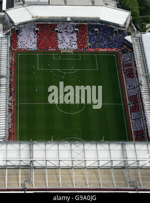 SOCCER Arsenal Aerial Views of London Stock Photo - Alamy