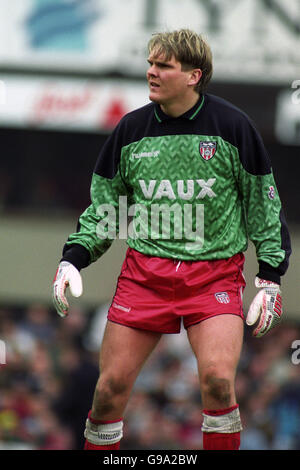 ENGLISH SOCCER. TIM CARTER, SUNDERLAND goalkeeper Stock Photo - Alamy